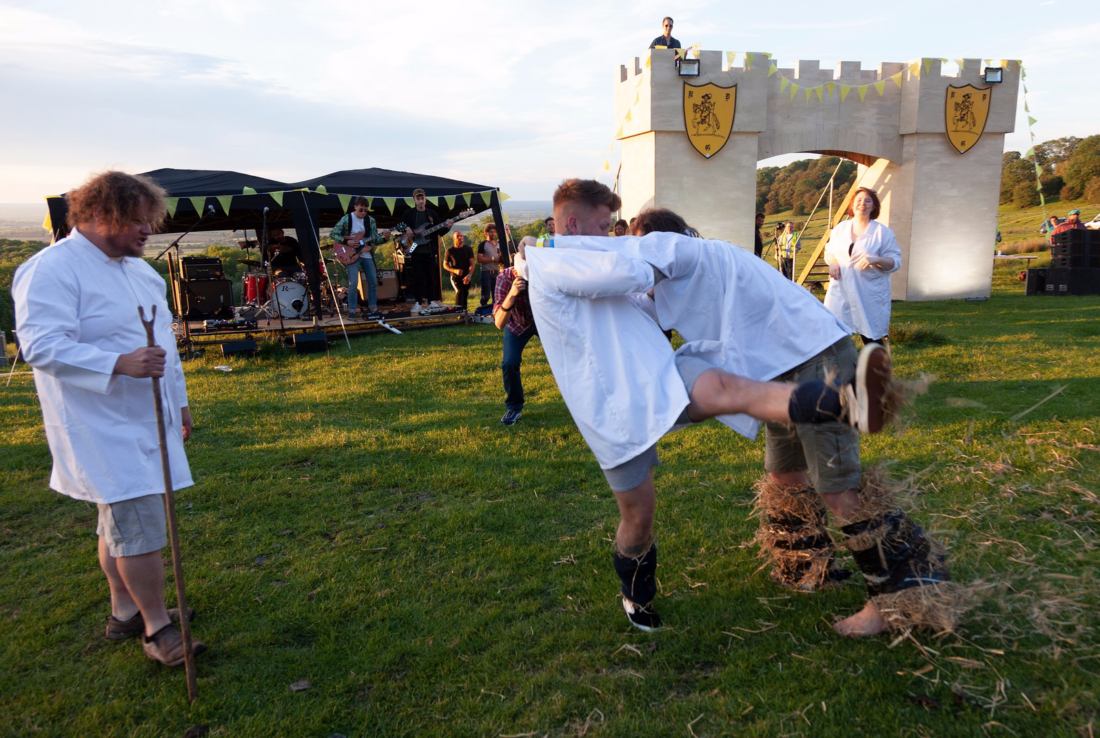 Shin Kicking | Cotswold Olimpick Games